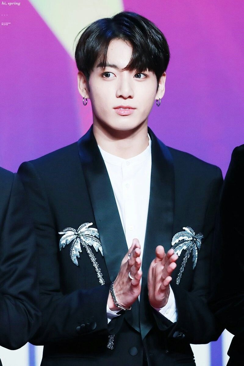 BTS (Beyond The Scene)