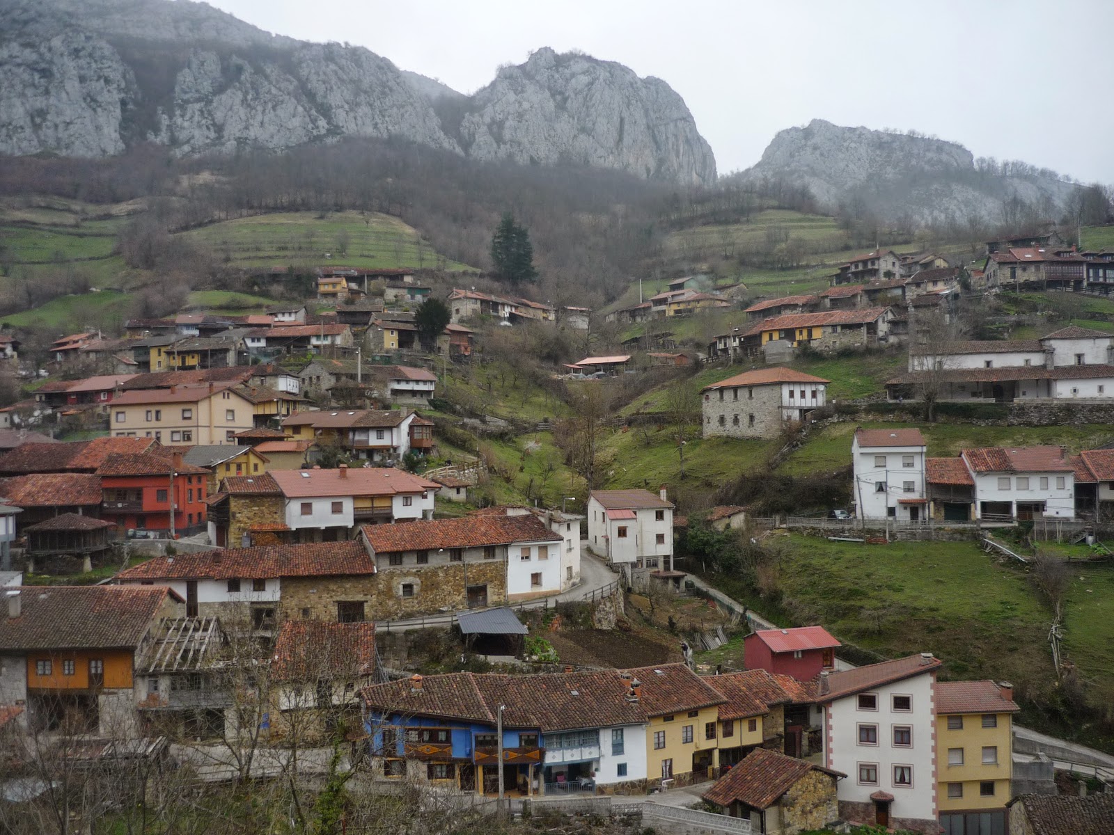 Camudando'l camín: Caliao (Casu) - Cabeza L'Arcu