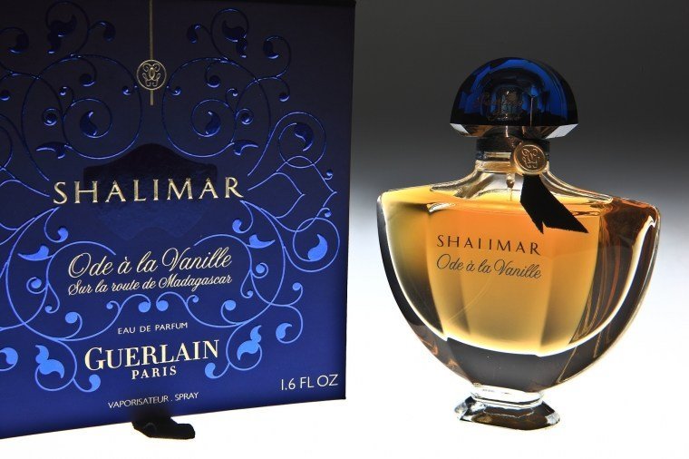 The Perfumed Realm of Eldarwen22: Guerlain Shalimar Ode a la Vanille ...