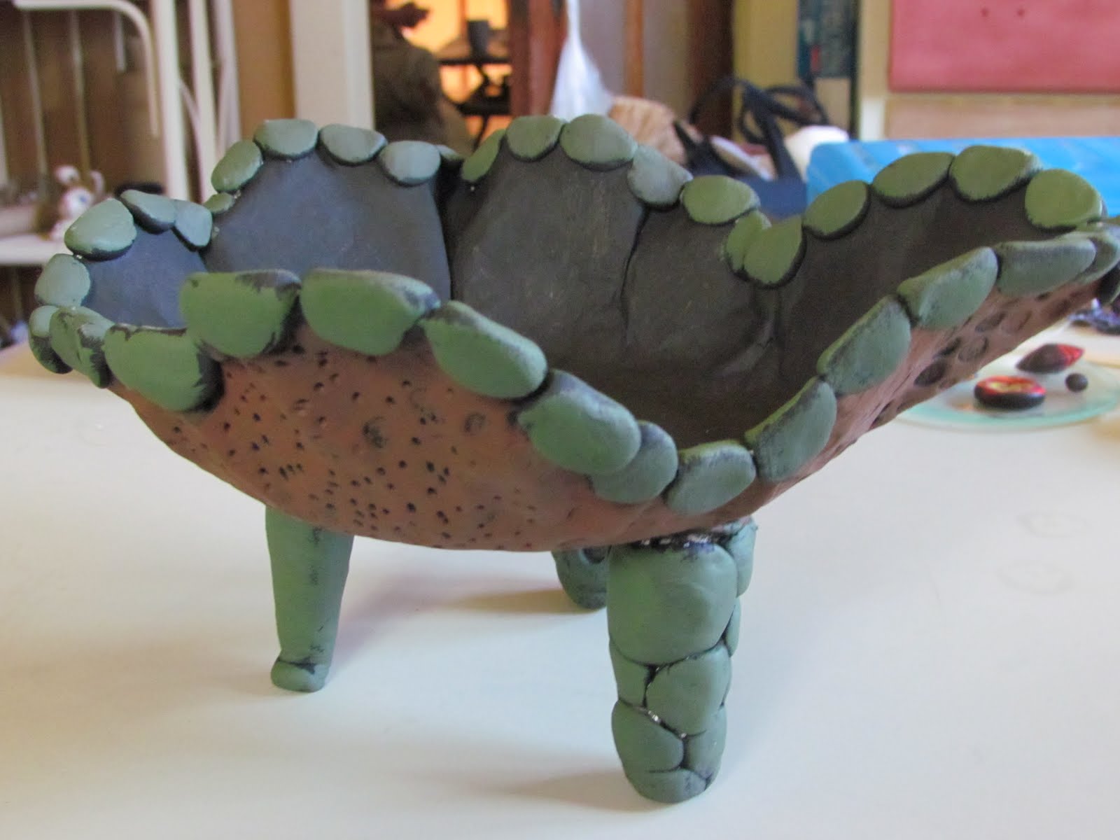 Creative Paperclay® air dry modeling material: Paperclay Bowl