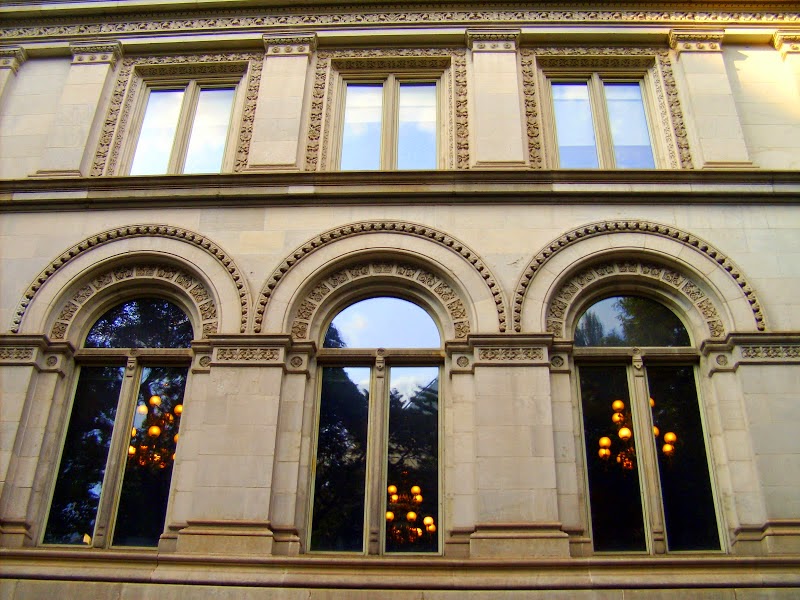 Daytonian in Manhattan: The Tweed Courthouse -- City Hall Park