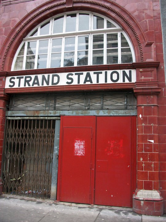 ANOTHER `GHOST` LONDON UNDERGROUND RAILWAY STATION TO BE OPENED TO THE ...