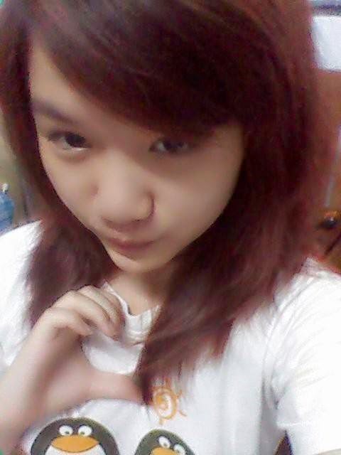 ရင္ဘက္မွ ရင္ဘက္သို. (Poet- Lin Htet Myint Zaw): ကဗ်ာတို ပံုရိပ္ (၁၈)