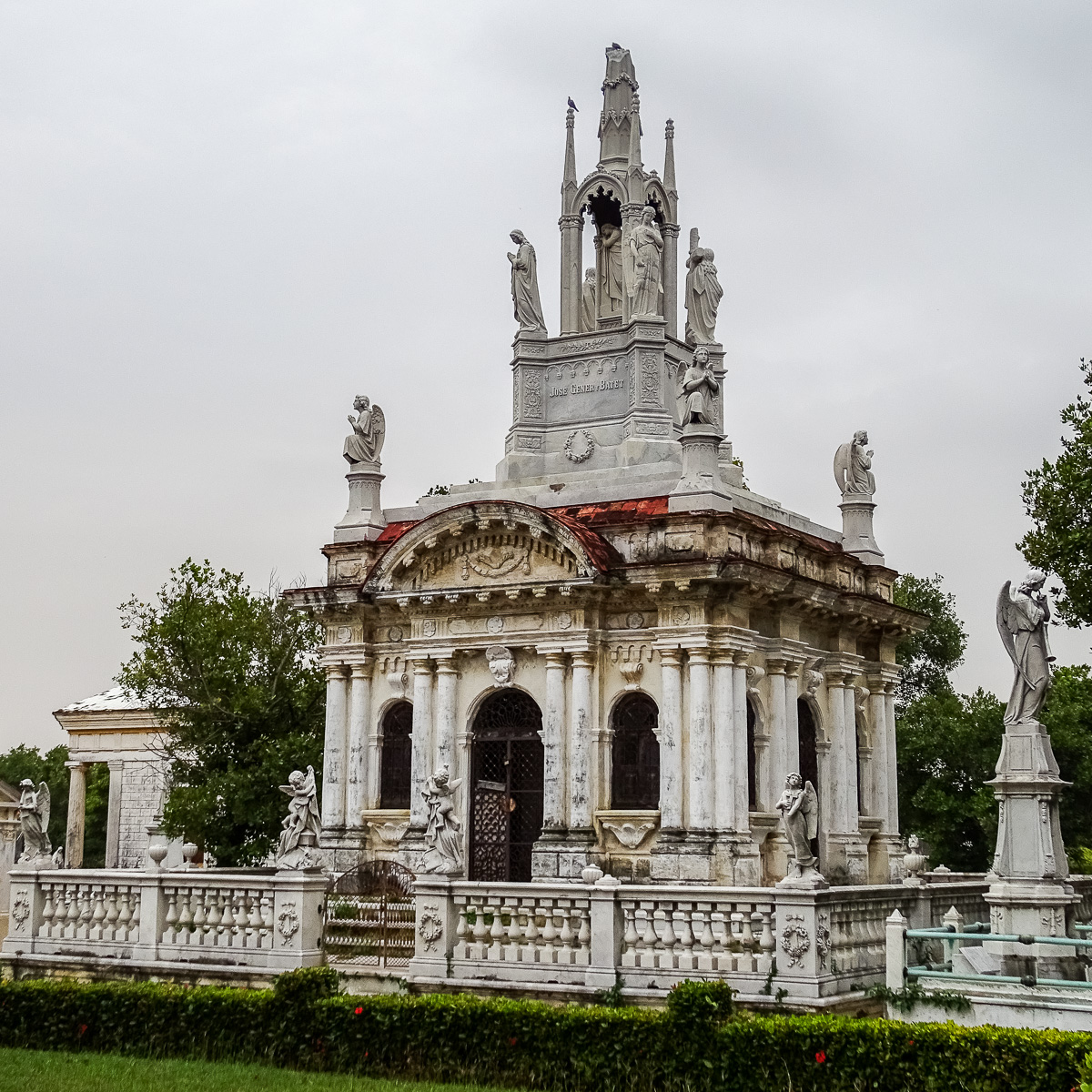 IsenhartsPhotos: Monuments in Cuba