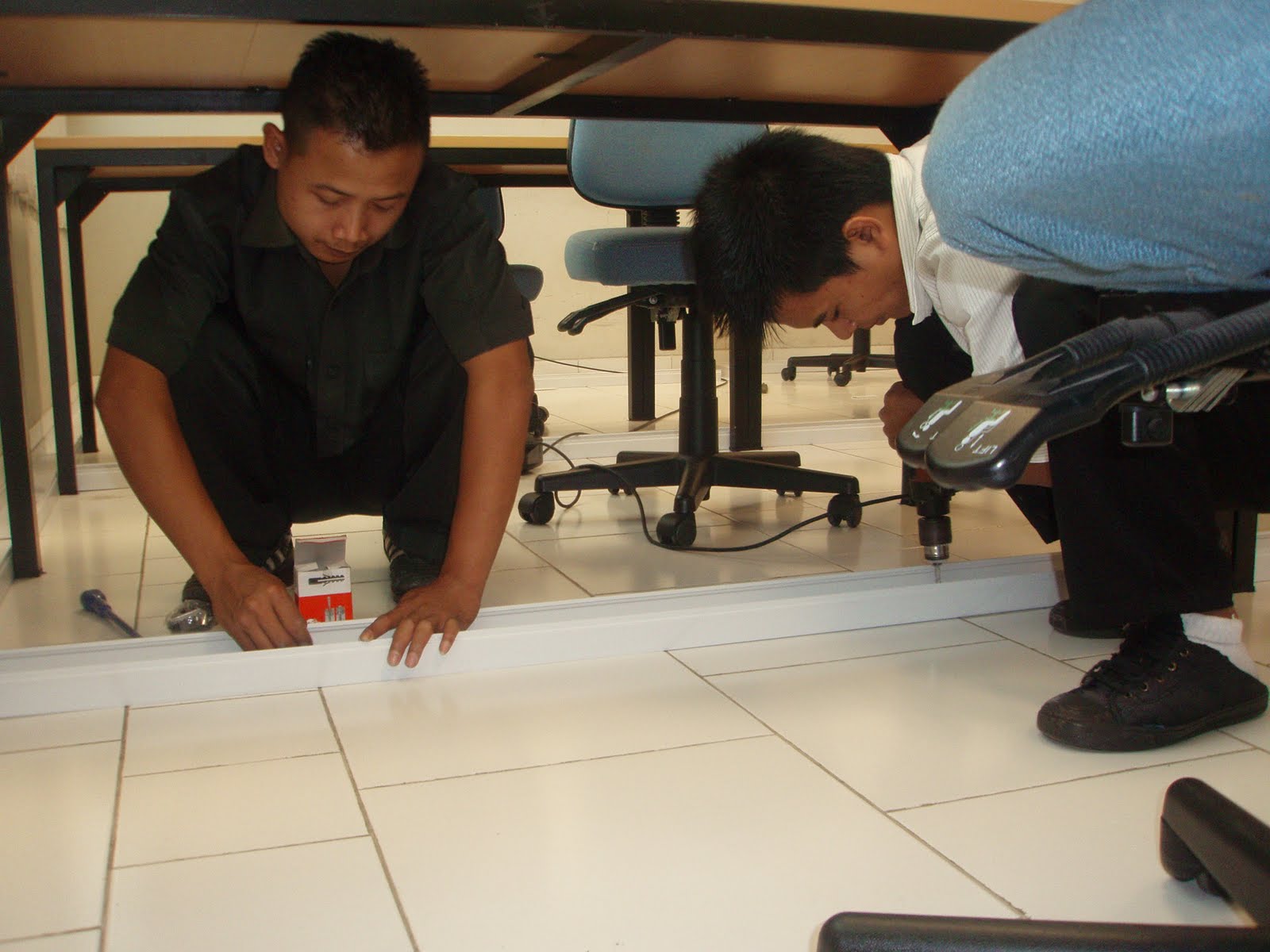 SGU NEW Multi Purpose Computer Lab: Day 1 - Electrical Cable Wiring