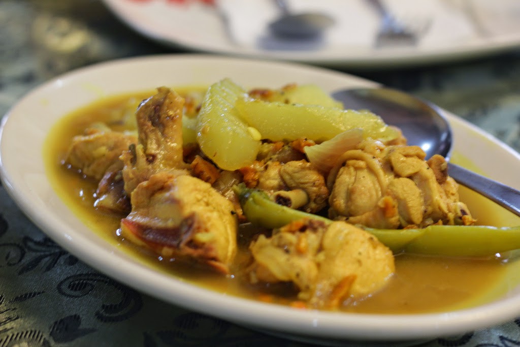 Batangas' Exquisite: Adobo sa Dilaw