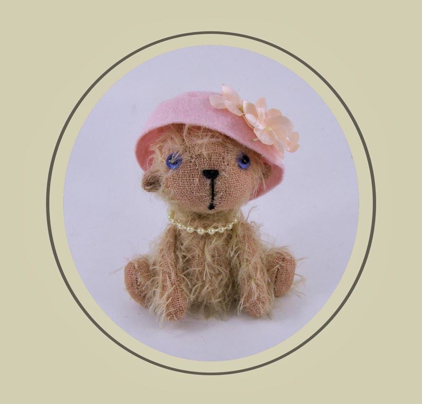 Little Scruffs miniature Bears