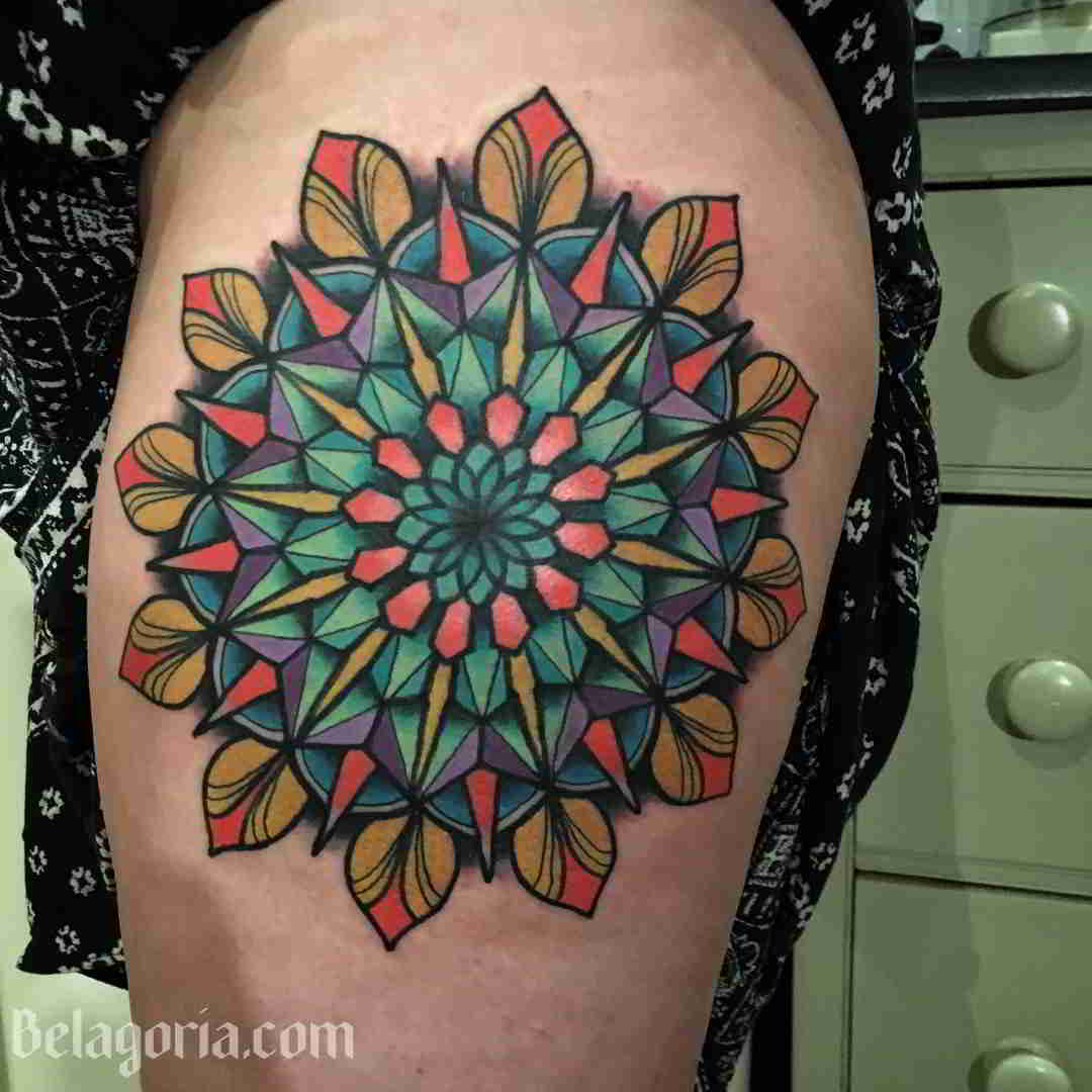 Tatuajes Modernos a Todo Color para Chicas, muy ochenteros!