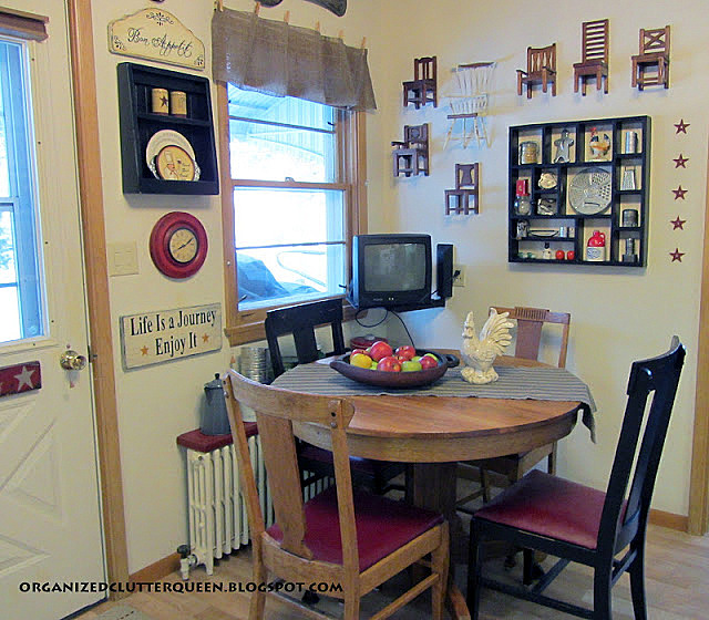 A New Kitchen Wall Display - Organized Clutter