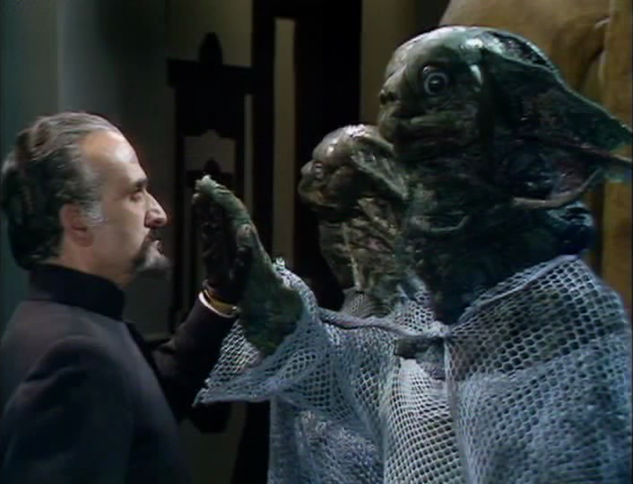 Doc Oho Reviews...: The Sea Devils written by Malcolm Hulke and ...