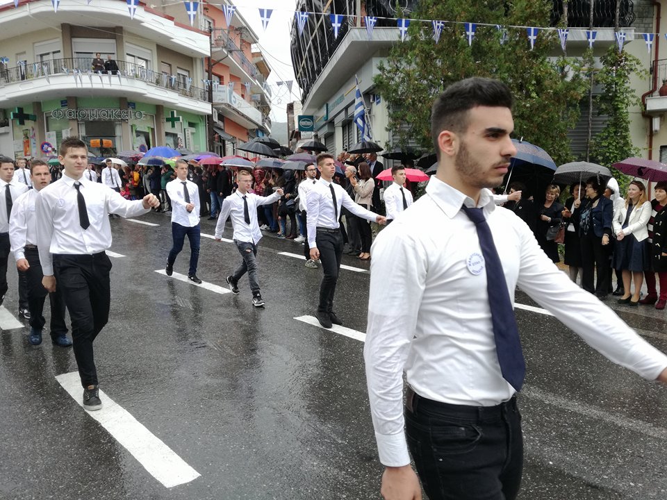 Ε-ΠΑΛμοί: 7/10/2017:ΤΟ ΜΑΝΟΥΣΑΚΕΙΟ ΕΠΑΓΓΕΛΜΑΤΙΚΟ ΛΥΚΕΙΟ ΠΑΡΕΛΑΥΝΕΙ ΓΙΑ ...