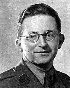 CzytamPoPolsku . . .: Wojna o tajemnice.