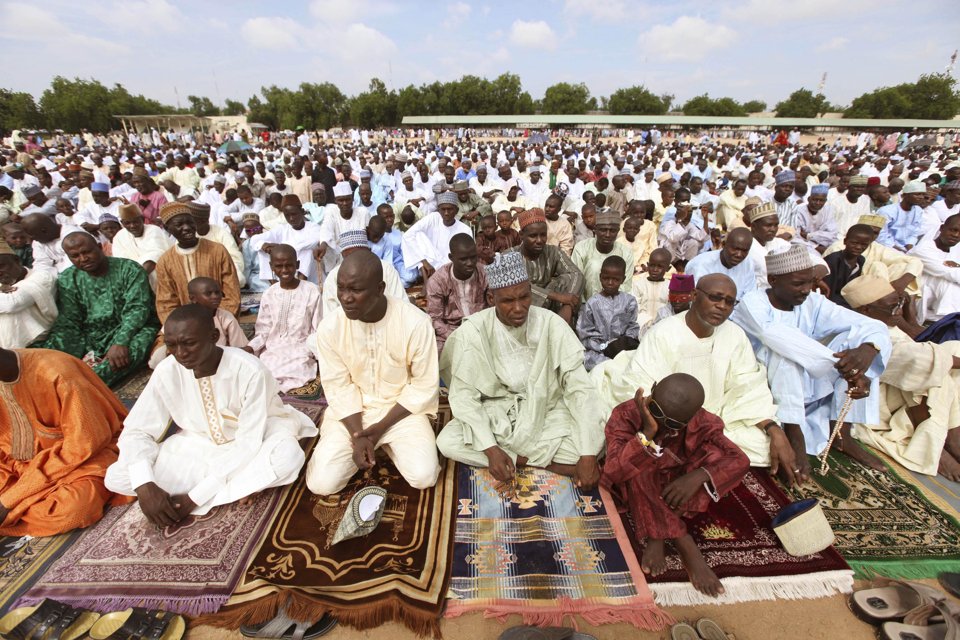 Ramadan: Church shares food to Muslims in Kaduna | Nigerian News ...