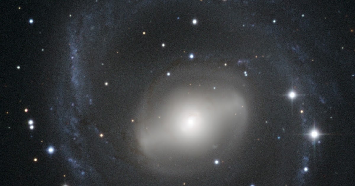 Spiral Galaxy NGC 221 | Earth Blog