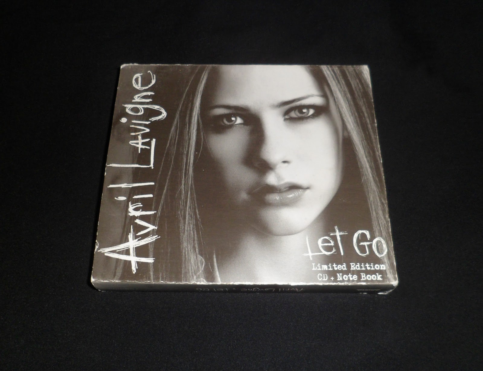 My Avril Lavigne's Collection: Let Go (Limited Edition CD + Note Book)