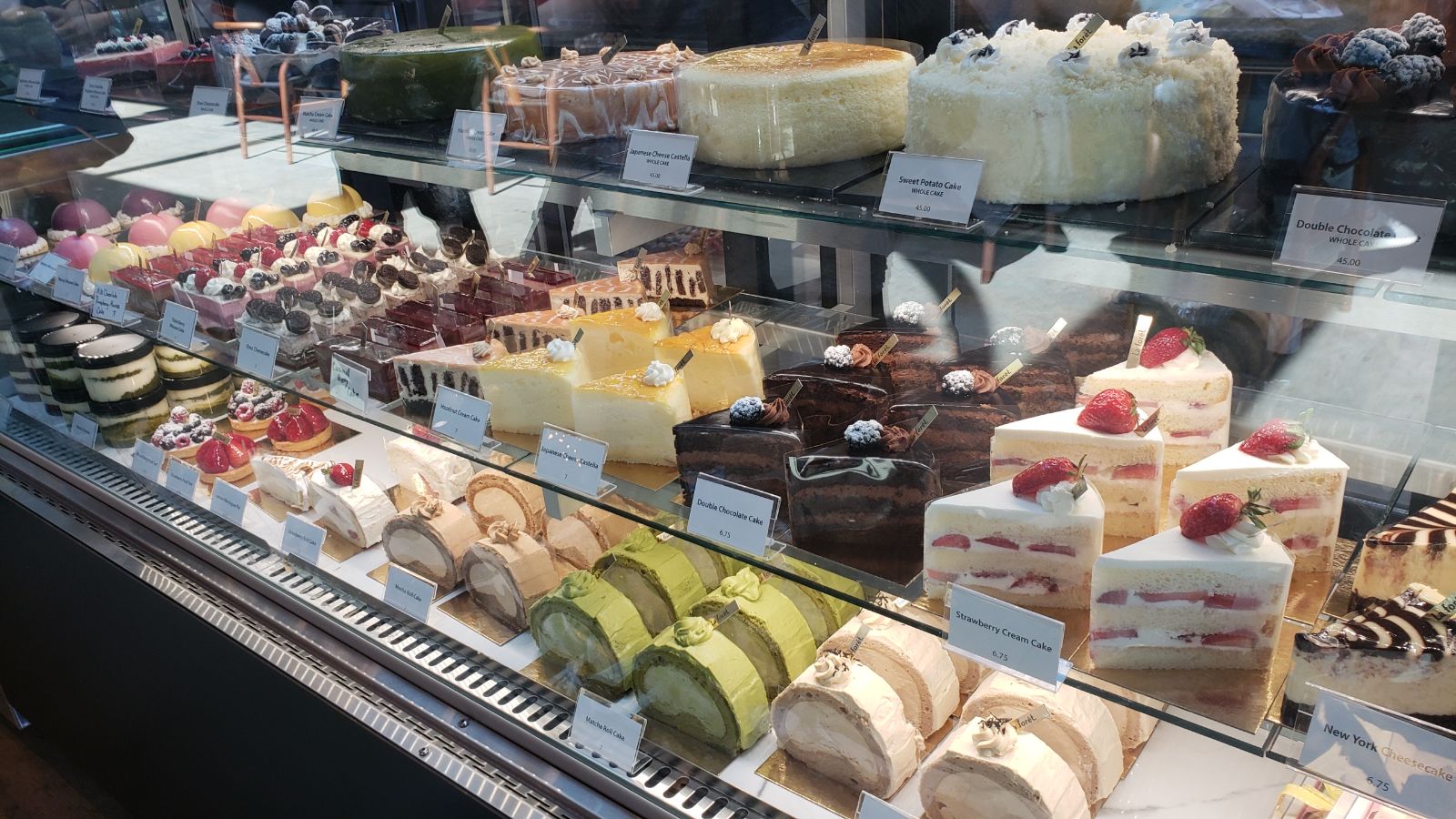 Eat With Sida: 604 Just Eat: Cafe/Bakery @ La Forêt Bakery & Coffee