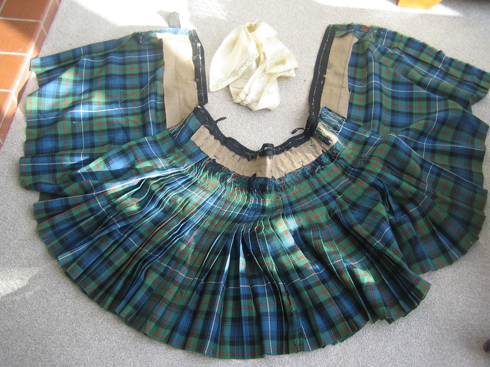 Less equals more: How to felt a kilt