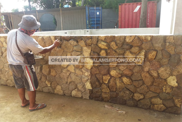 Proyek Pemasangan Bar Table Batu Serai Bali di Cilandak Jakarta Selatan ...