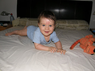 Blog de una madre desesperada: El misterio del bebé volador