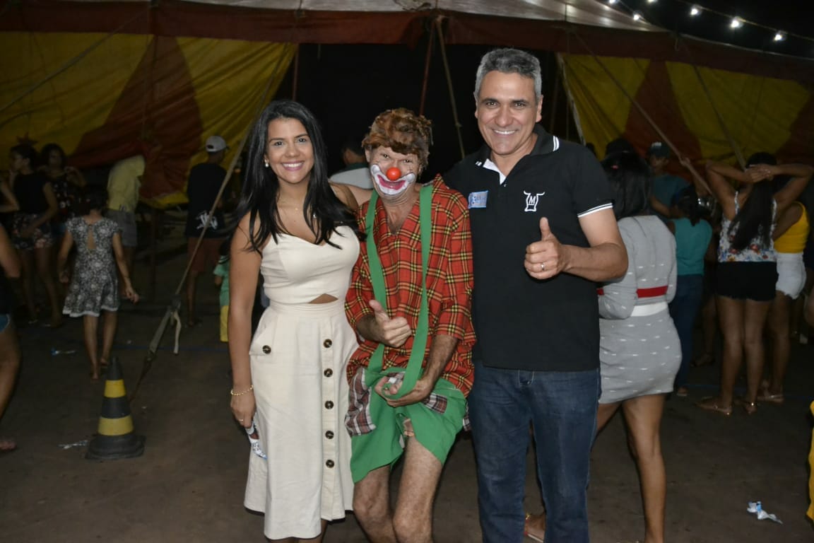 Prefeitura de Lago da Pedra fecha parceria com Circo Áskoly e promove ...