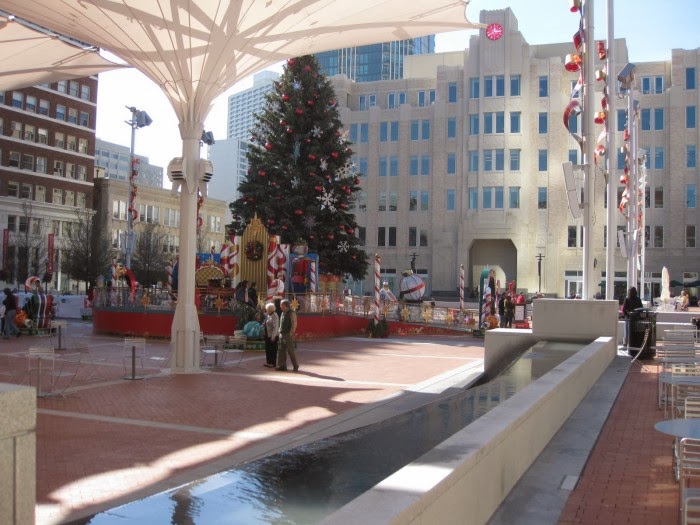 Durango Texas: I Did Not Get Lost In The Black Friday Crowd At Fort ...