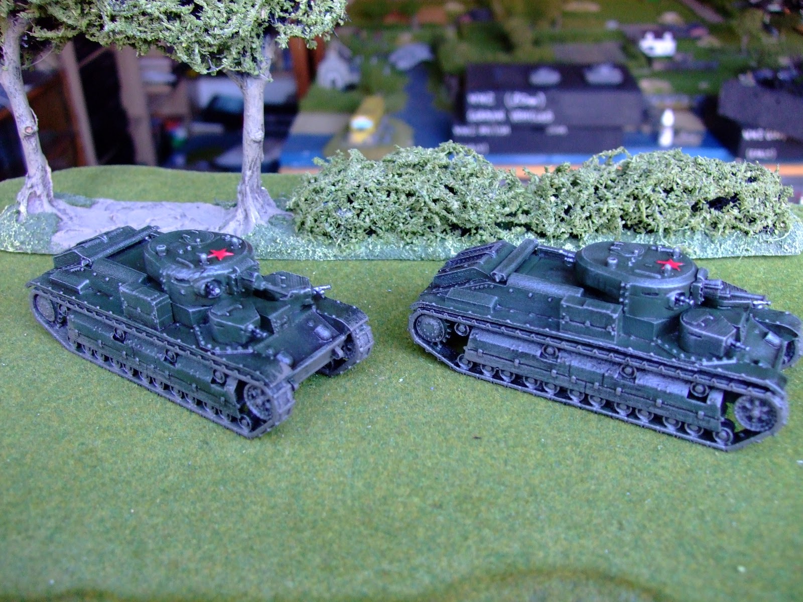 The Angry Lurker: 20mm Painted WW2 Soviet T-28 medium tanks.