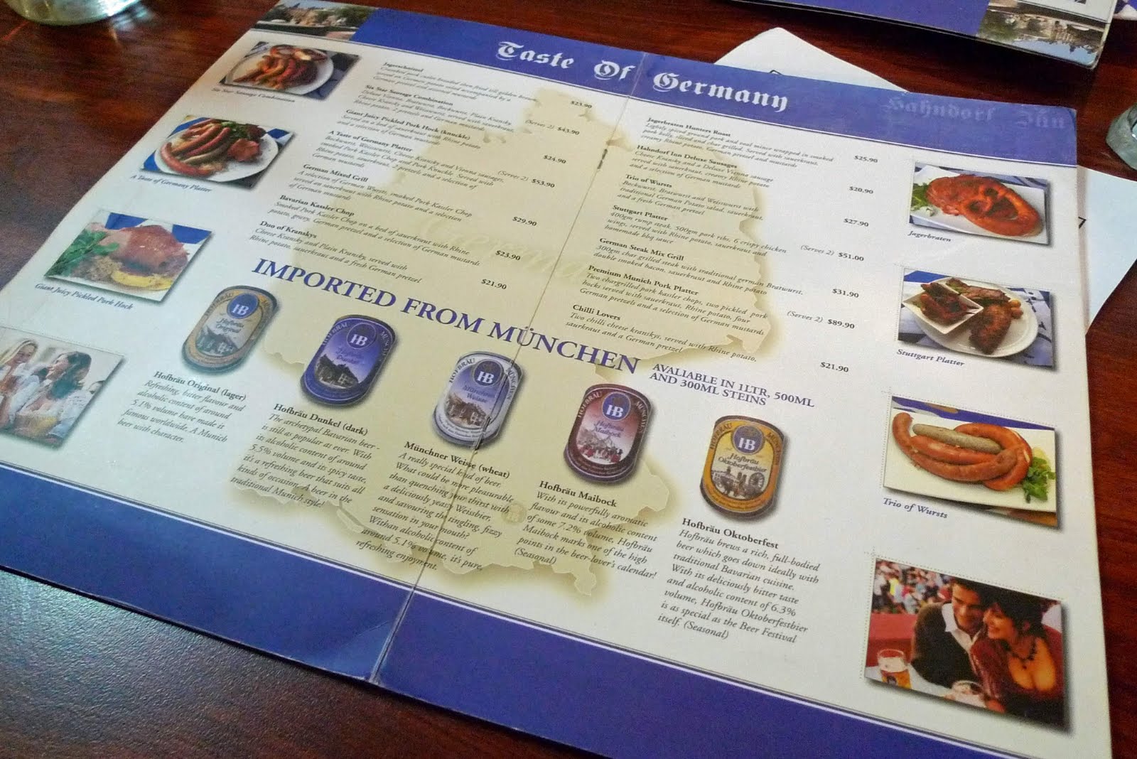 Adelaide 2010 - Dinner at Hahndorf Inn