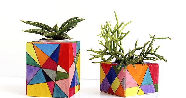 Wooden pots - Journey into Creativity