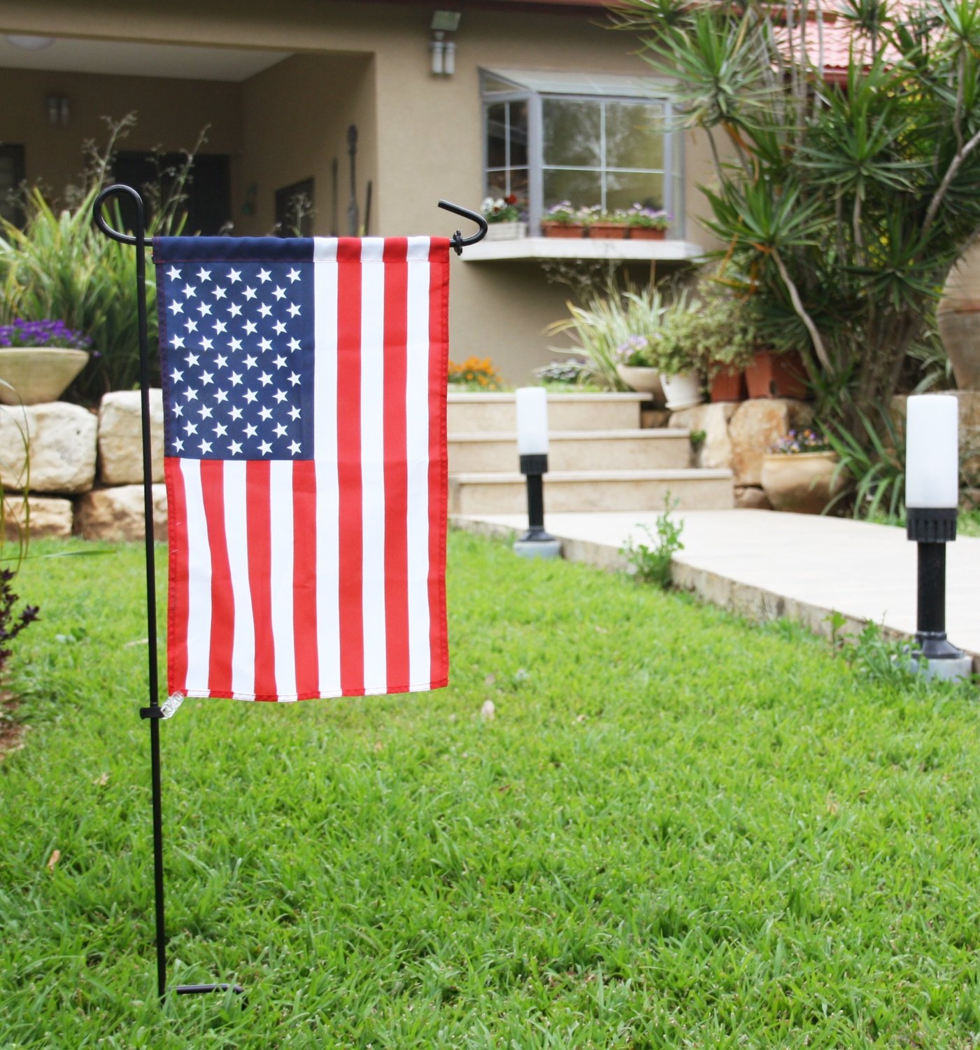 Char's Daily Reviews: Sturdy Metal Flag Stand + American Flag by GreenWeR