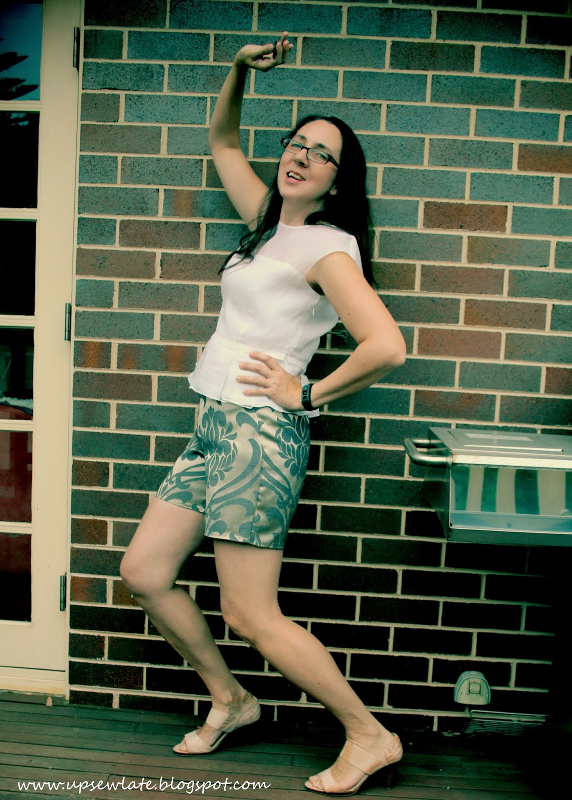 Up Sew Late: Cocktail Shorts (Vogue 9008)