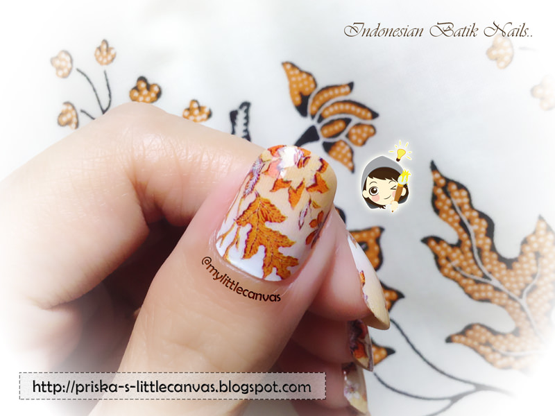 @MyLittleCanvas: Indonesian Batik Nails: White and Tan flowers
