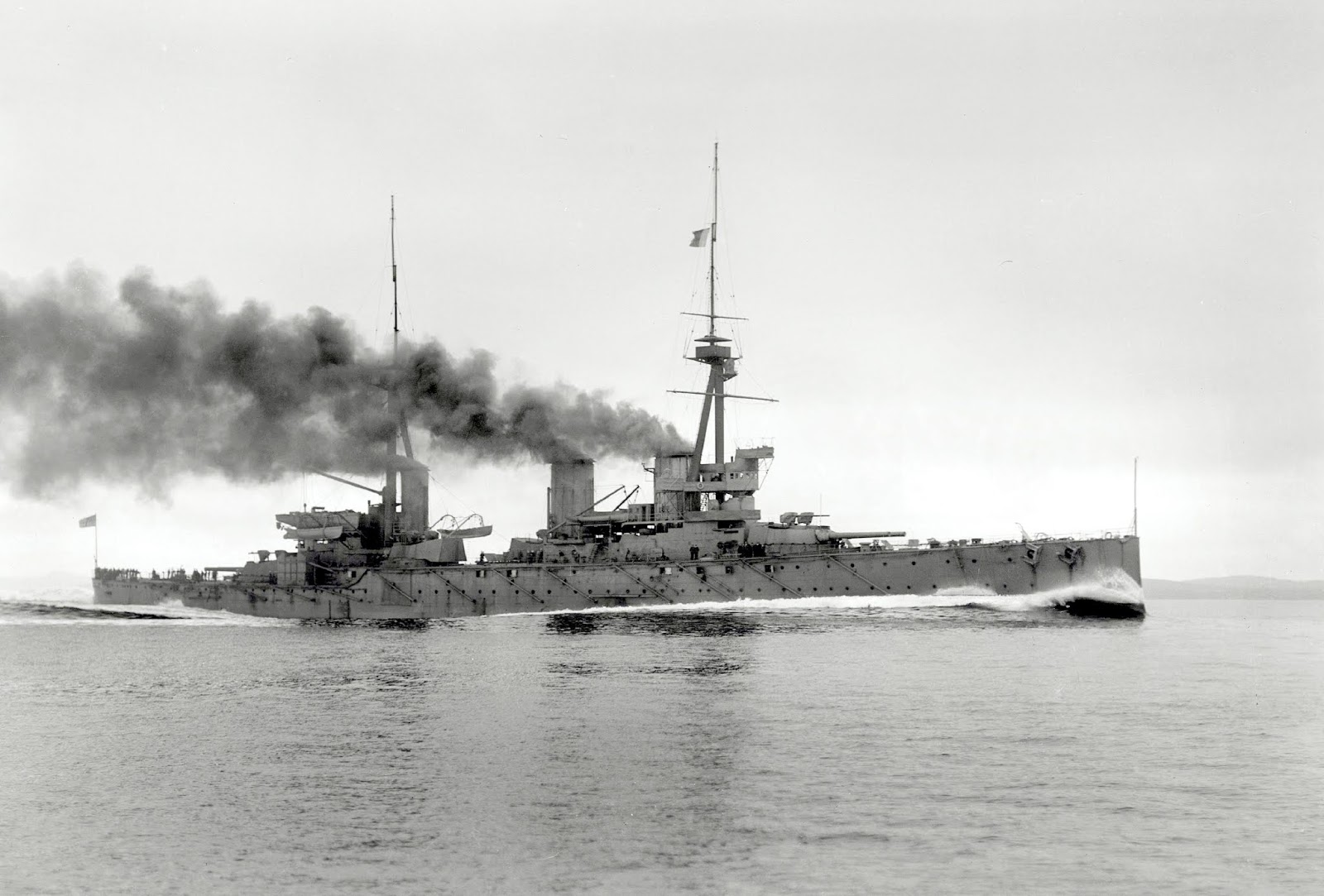 HMS Invincible (1907 - 1916)