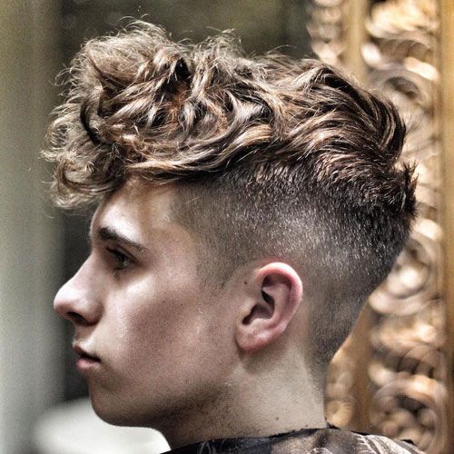 Corte Undercut curly - El estilo rapado para el cabello rizado