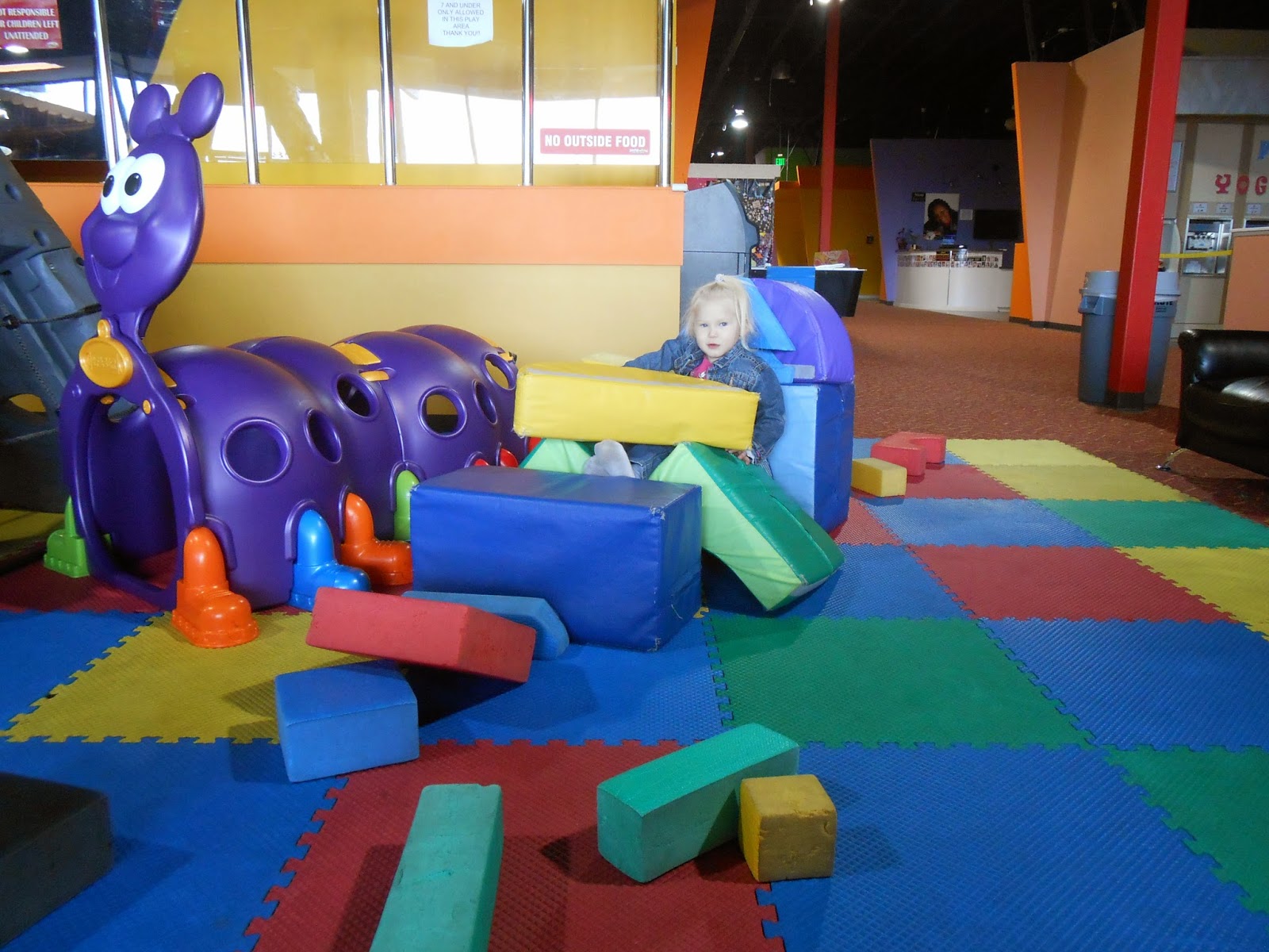 Explore Colorado: Jumpoline Family Fun Center ~ Trampoline Fun For Everyone