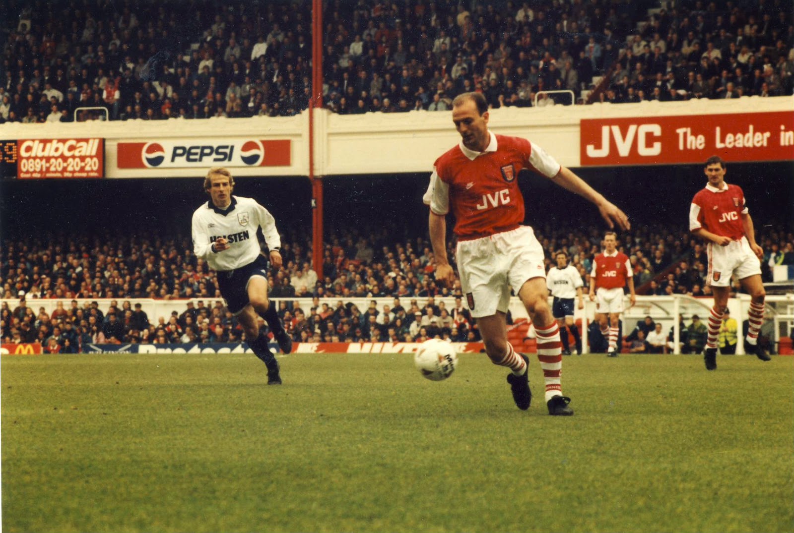 Chorley02: Arsenal V Tottenham Hotspur (1-1), Premier League, 29th ...