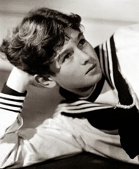 Angel Watchers: Dangerous Holiday │ Ronald Sinclair