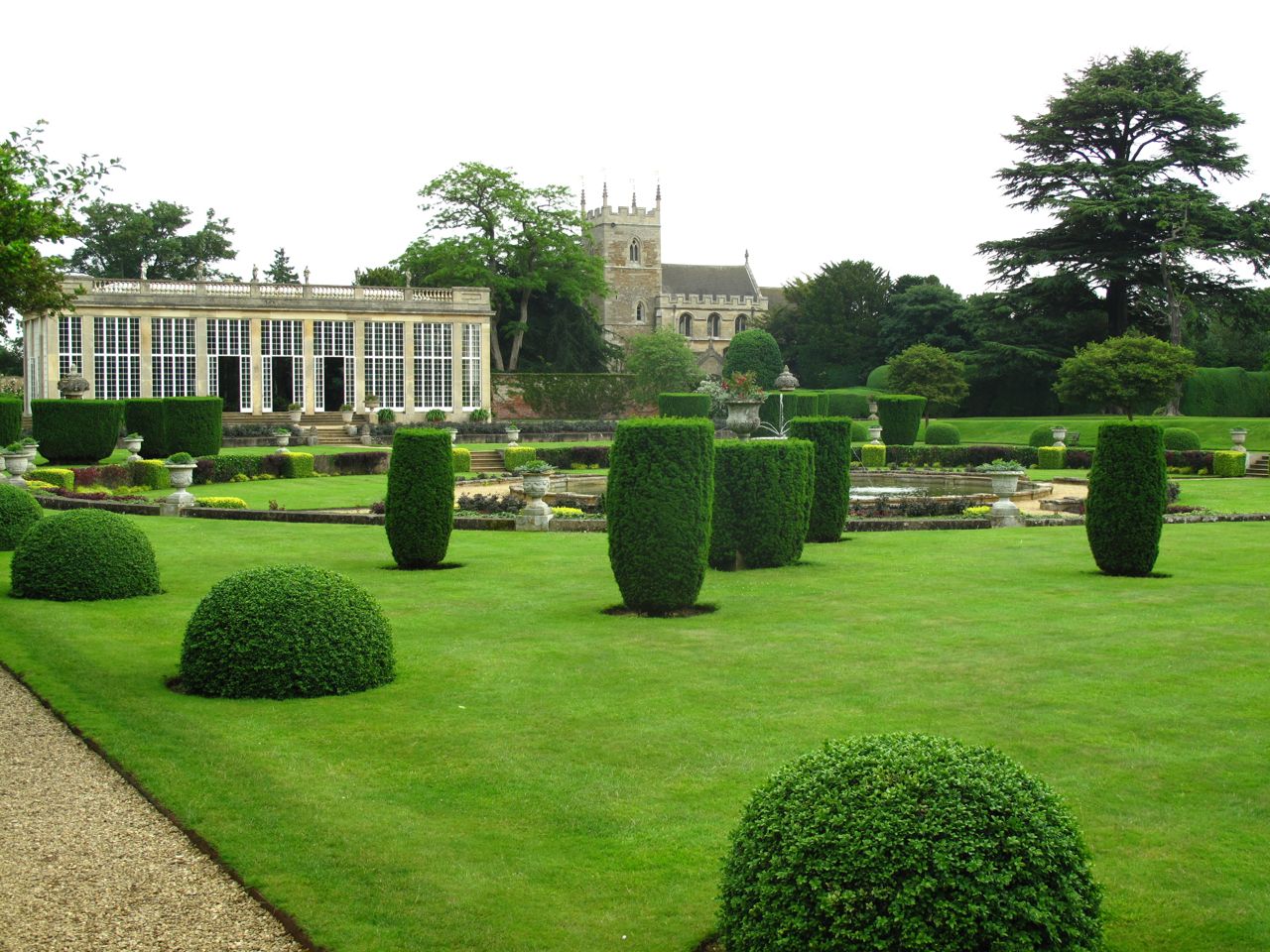 ROCK ROSE: AN AMAZING SUMMER HOUSE AT LYVEDEN NEW BIELD, BELTON HOUSE