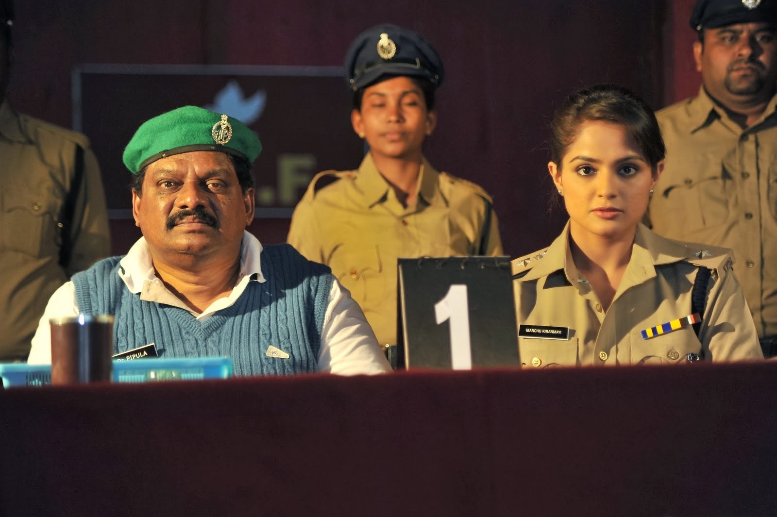 Aa Aiduguru Athade CM Movie Stills - Ophotoshoot