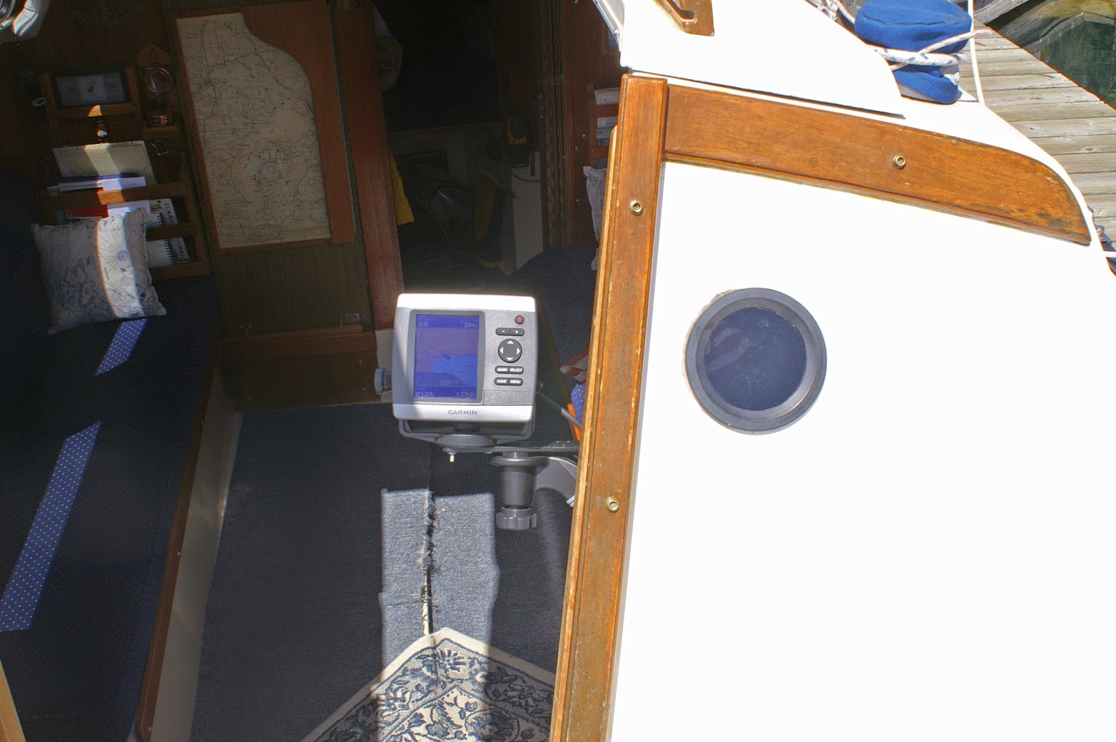 Barnacle Bill Holcomb's Sailing: GPS Chart Plotter