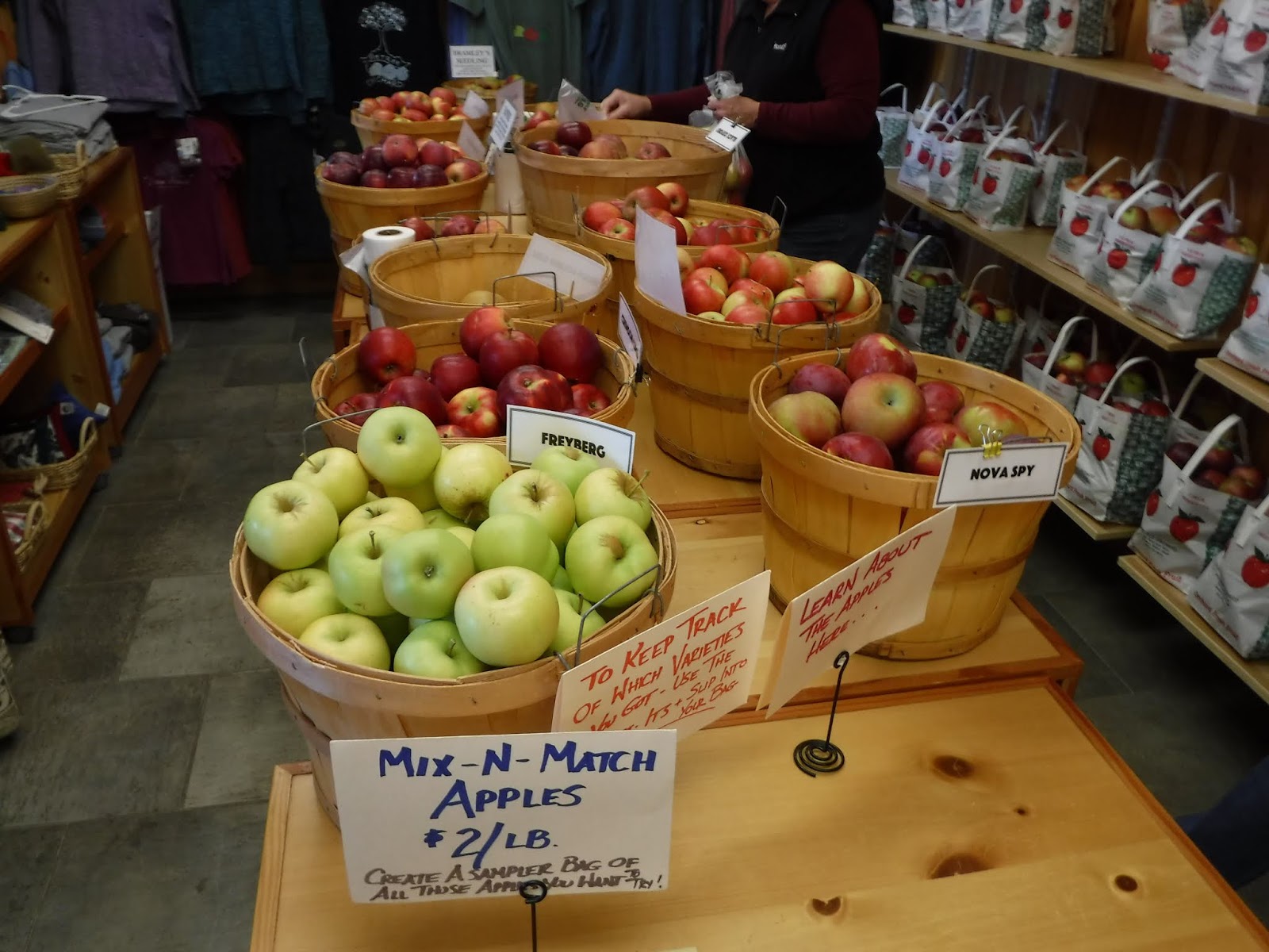 Mount Washington Valley History: Ashmead's Kernel - Just in Time for ...
