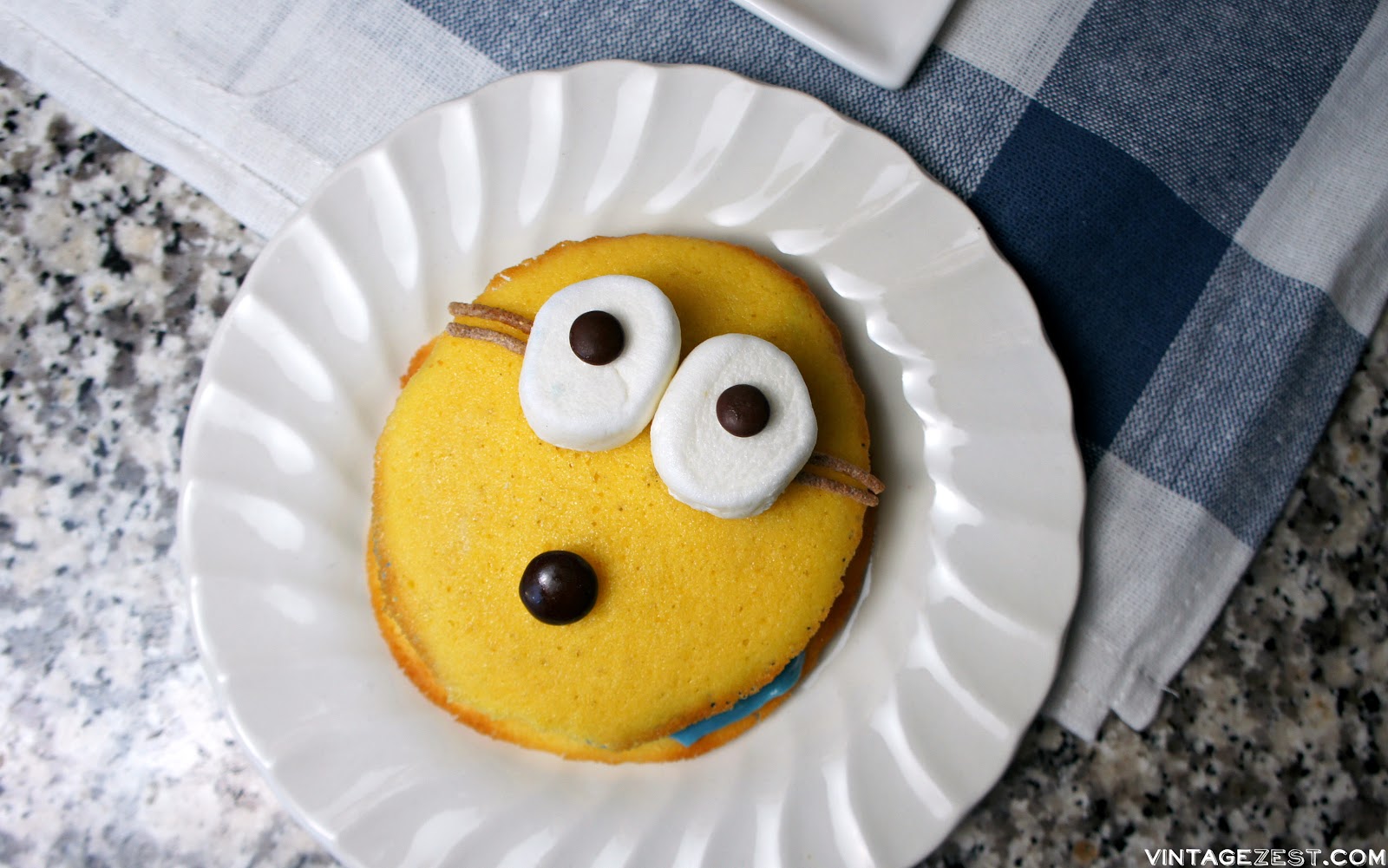 Minions Whoopie Pies ~ Diane's Vintage Zest!