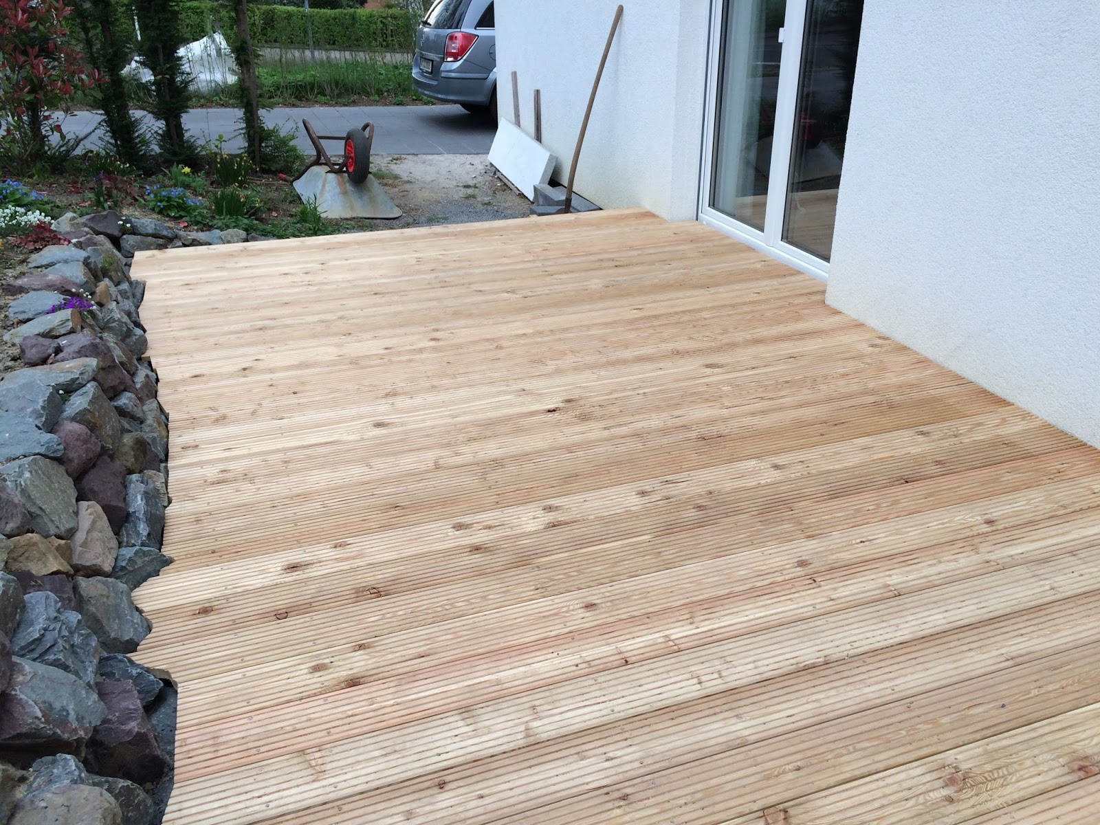 Die Holzterrasse ist fertig! ~ Familie Mahnkes Traum vom Haus