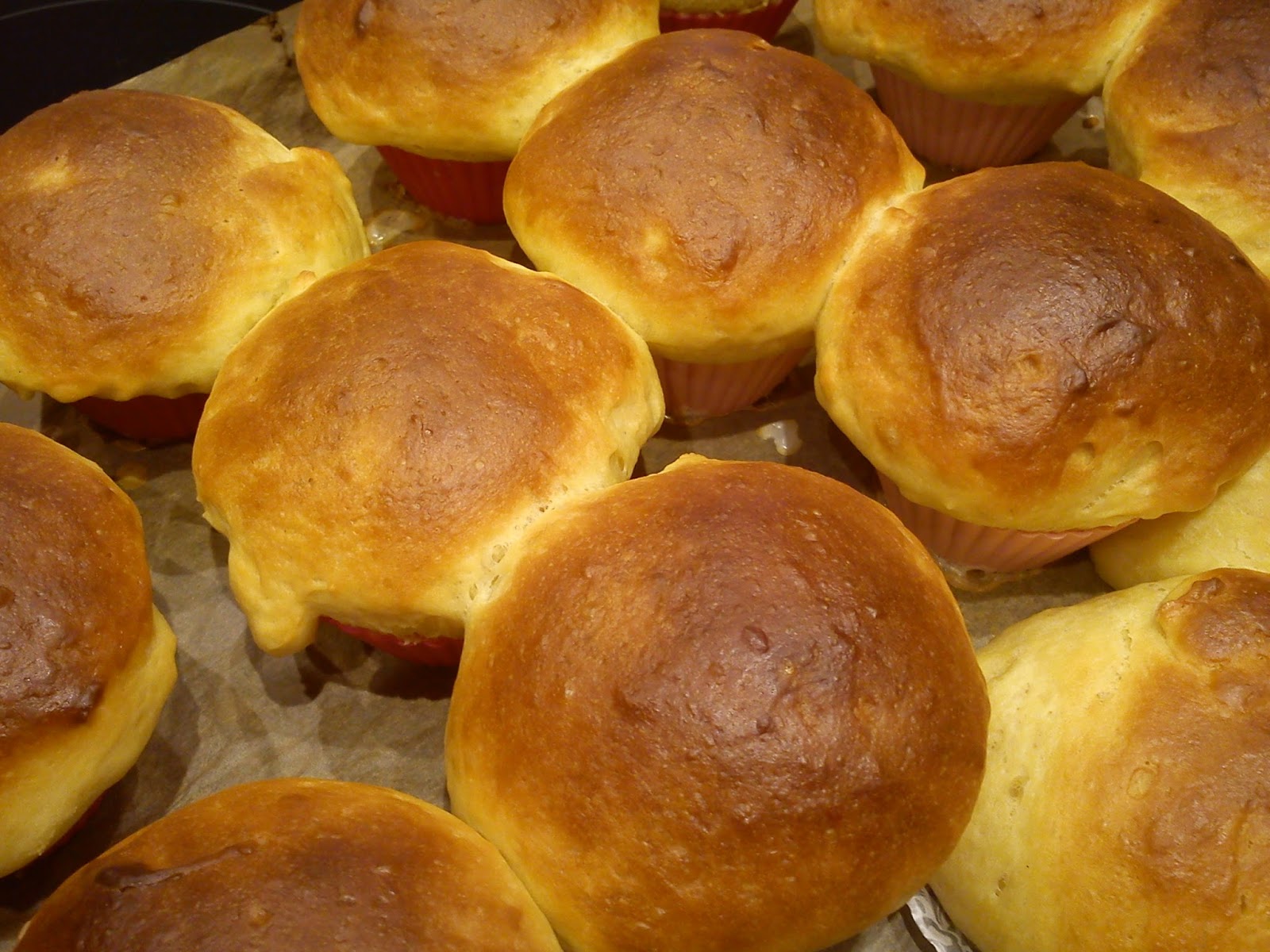 Kitchen of Kiki: Brioche buns with French brioche mix