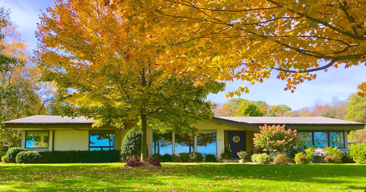 Mid Century Modern Milwaukee: Robert Hoag - 7415 N Beach Drive, Fox Point