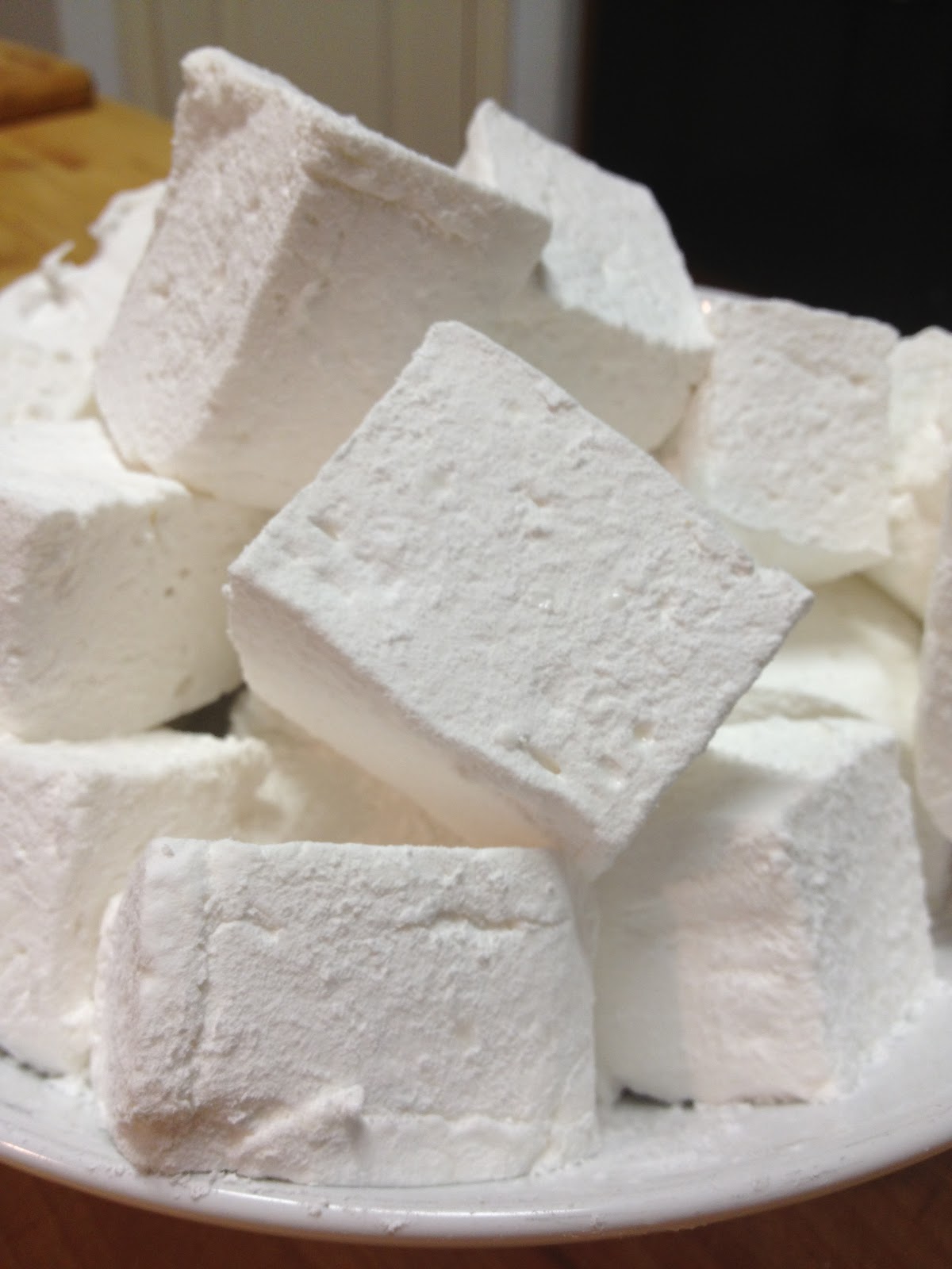 Tracy Cooks in Austin: Homemade Marshmallows