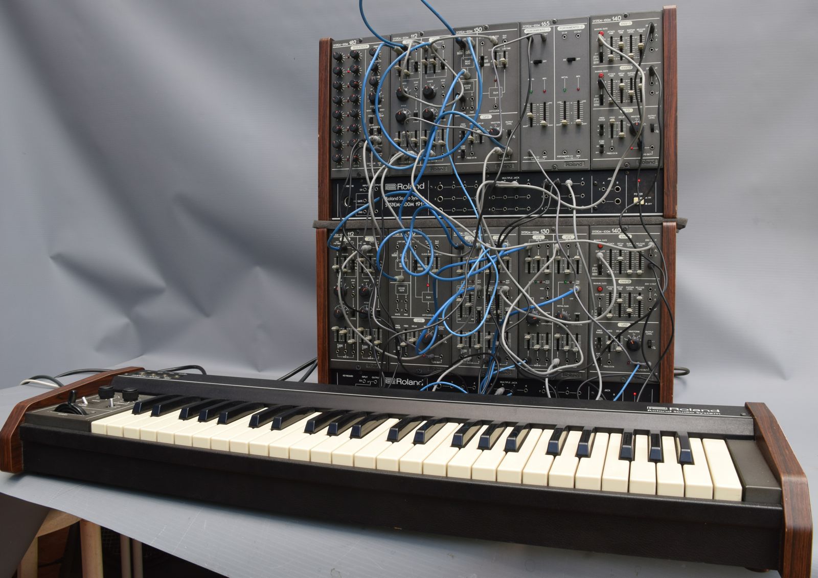 MATRIXSYNTH: Roland System 100M Modular with 10 Modules & Keys