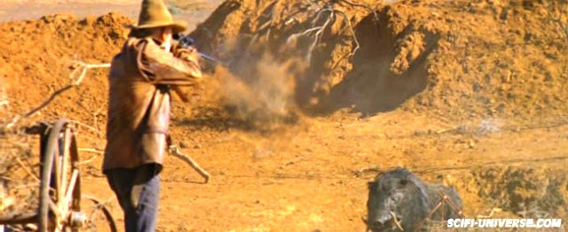 CINESTONIA: Razorback (1984) - Russell Mulcahy