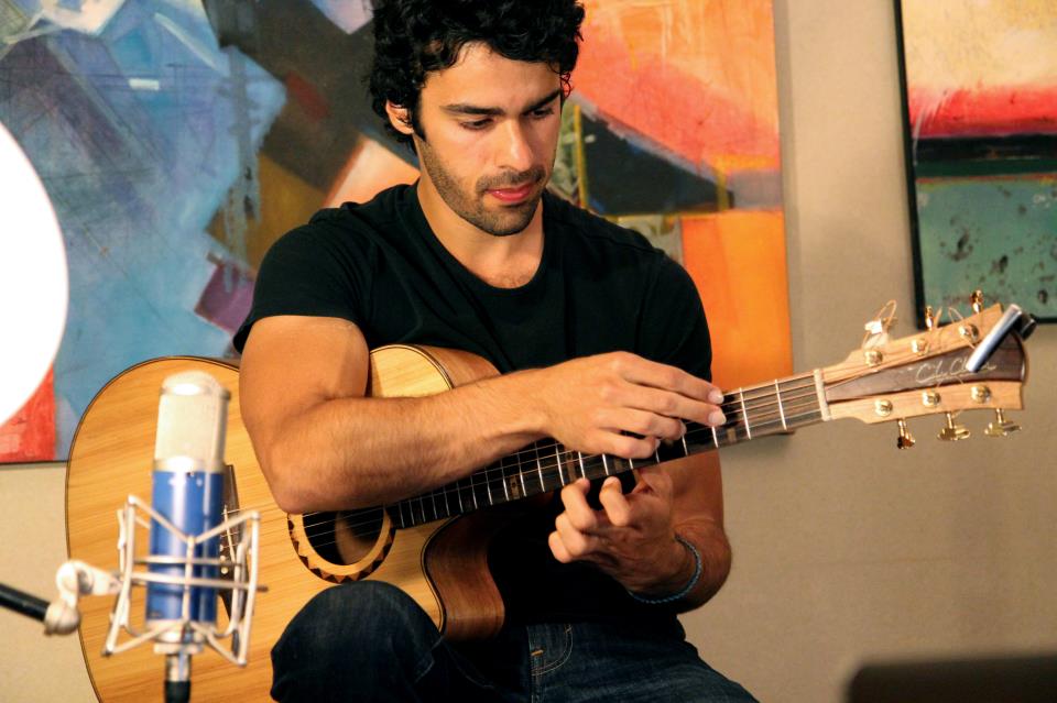 Maneli Jamal | World Music Blog