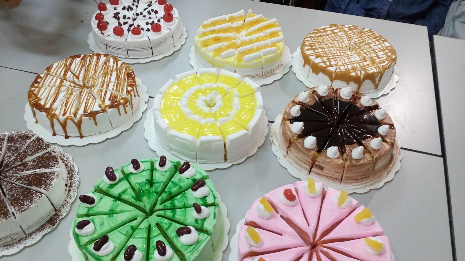 Welcome to Damira Bakery: KELAS KEK BAJET VIRAL PART 2 BERSAMA CHEFF KHAIRI