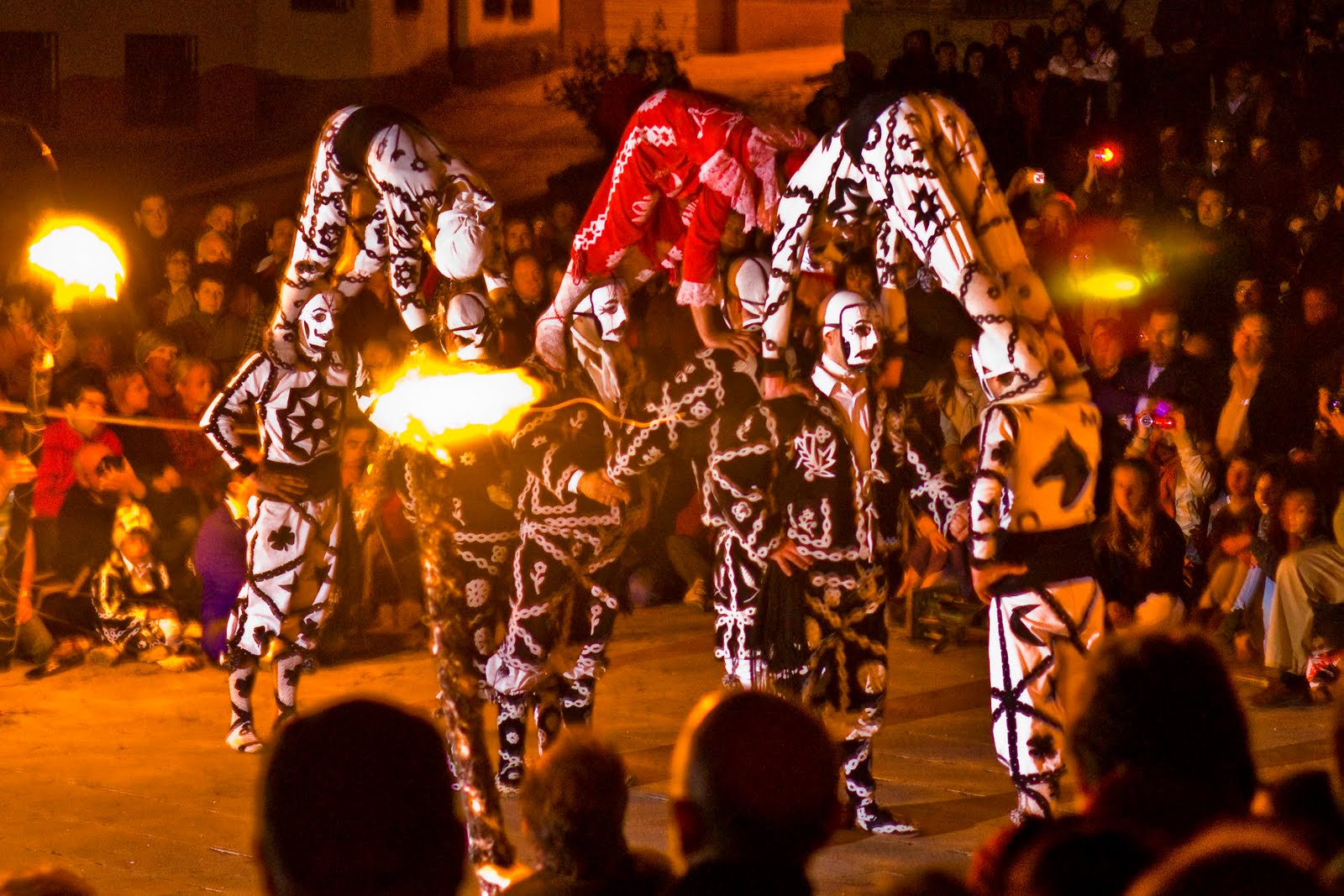 EL TÍO TOMSES: CETINA Y LA CONTRADANZA; TRADICIÓN ARRAIGADA EN EL CORAZÓN